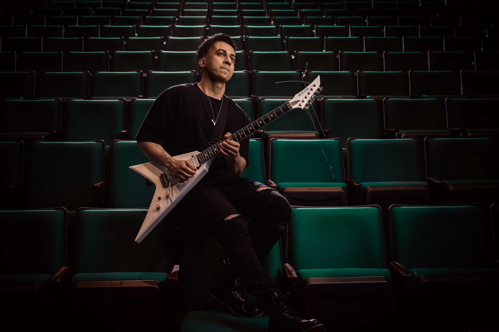 Oni Hasan - Official Website | Acclaimed Bangladeshi Guitarist & Songwriter